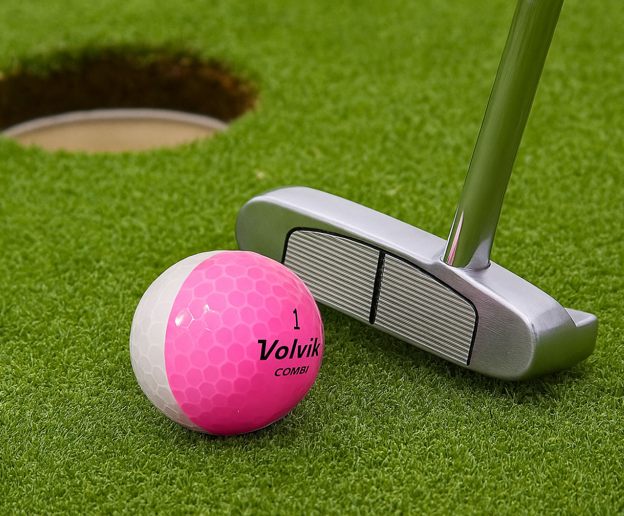 Crystal Combi Golf Balls (One Dozen) | Breast Cancer Research Foundation